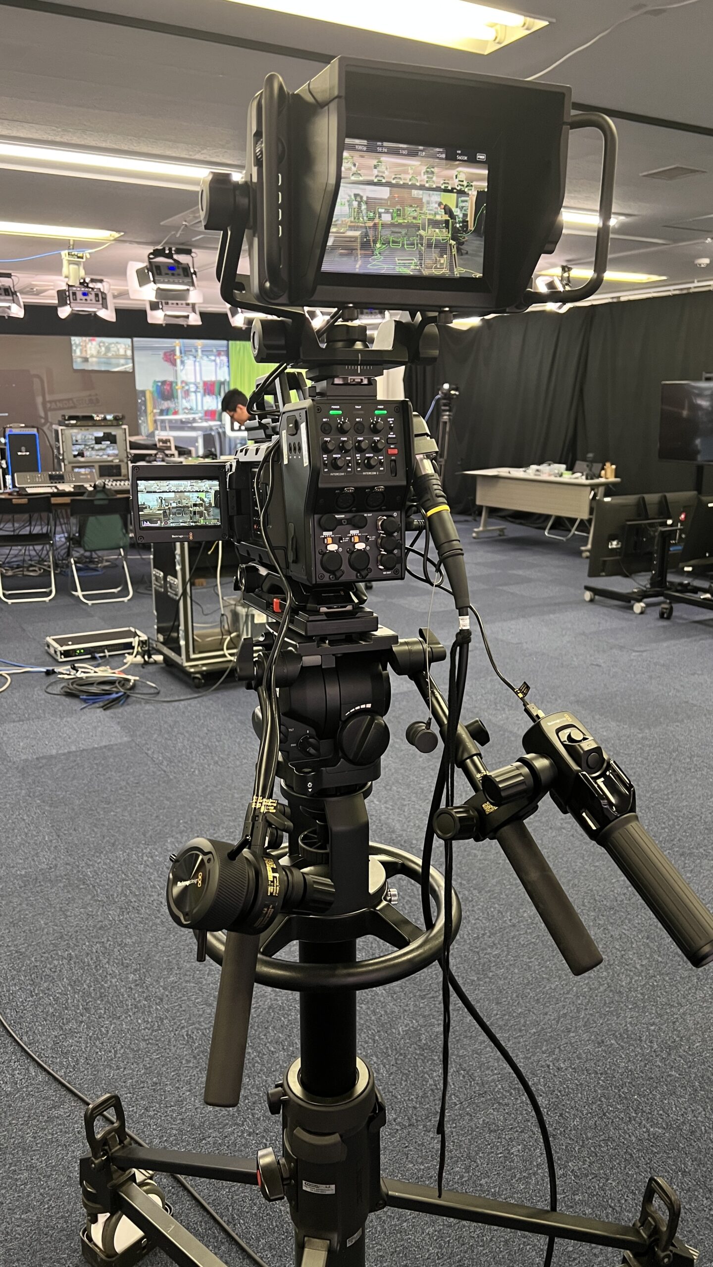 Blackmagic Design ATEM Television Studio HD8 ISOでIP伝送を味わう（エンコーダ付きカメラと ...
